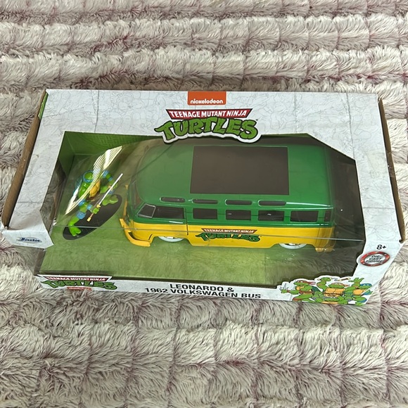 Nickelodeon | Toys | Jada Teenage Mutant Ninja Turtles Leonardo 962 Vw ...